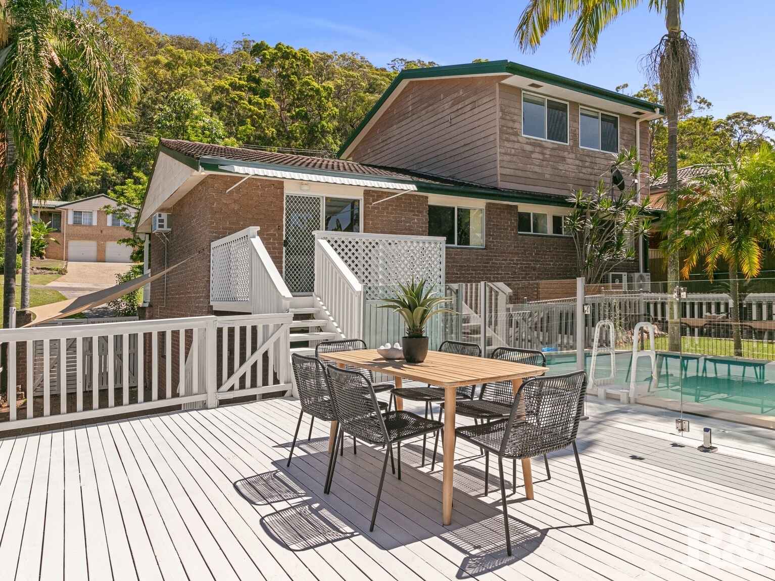 House For Sale - 52 Wendy Drive Point Clare